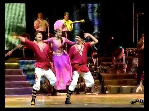 [Uyghur Song] Mominjan Ablikim - Yarning guli bashqiche (live) 480p
