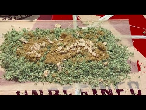 Rolling a fat joint ; Weed, Kief, and Bubble Hash - YouTube