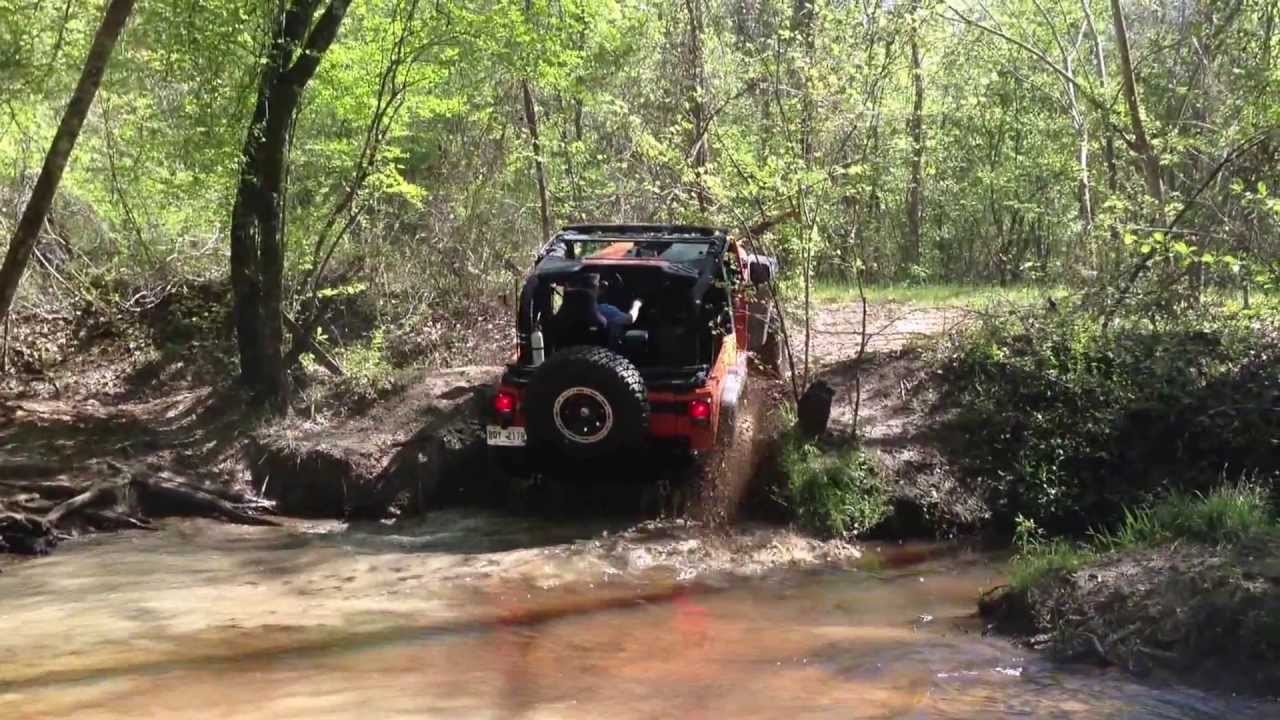 Jeep Exploring the Woods - YouTube