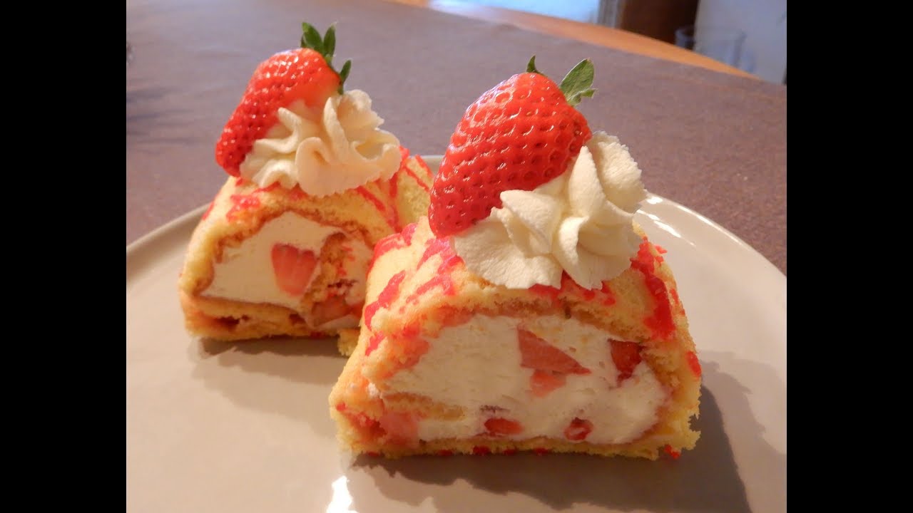 Erdbeer Roulade - YouTube