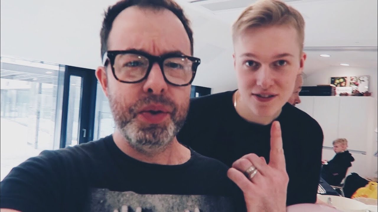 I filmed 135gb of Miklu - YouTube