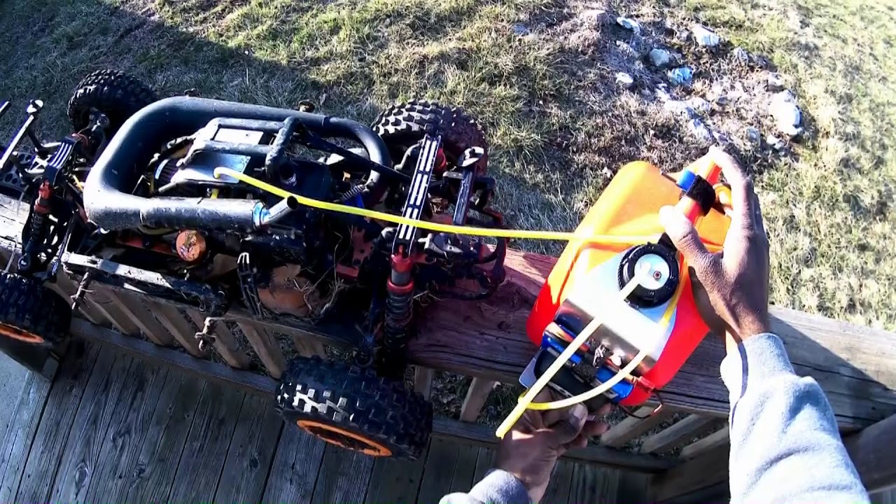 Fueling and unfueling with metal masters rc gas tank - YouTube