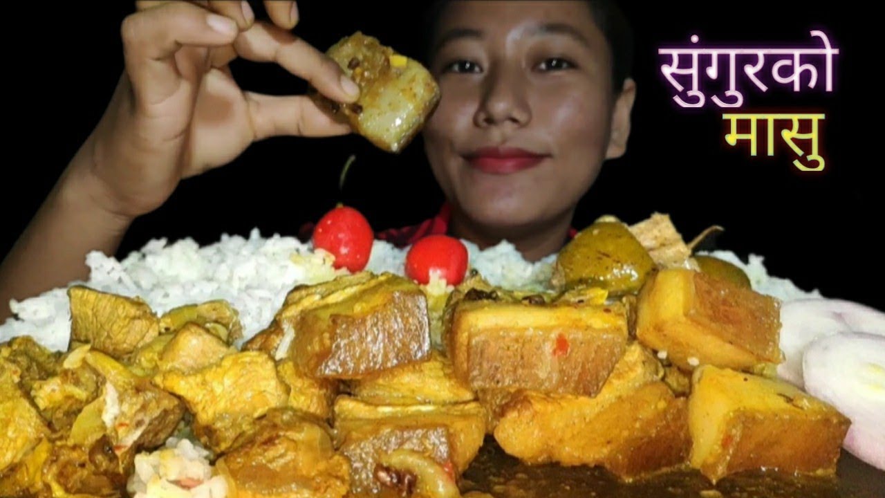 EATING SUNGUR KO MASU VAAT||PORK CURYY MUKBANG||NEPALI🇳🇵MUKBANG - YouTube