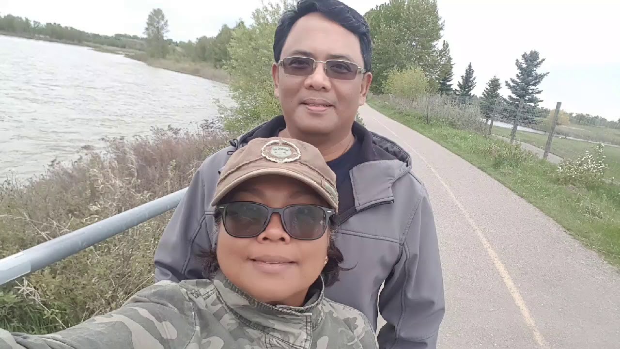 McKenzie Meadows walking trail - YouTube