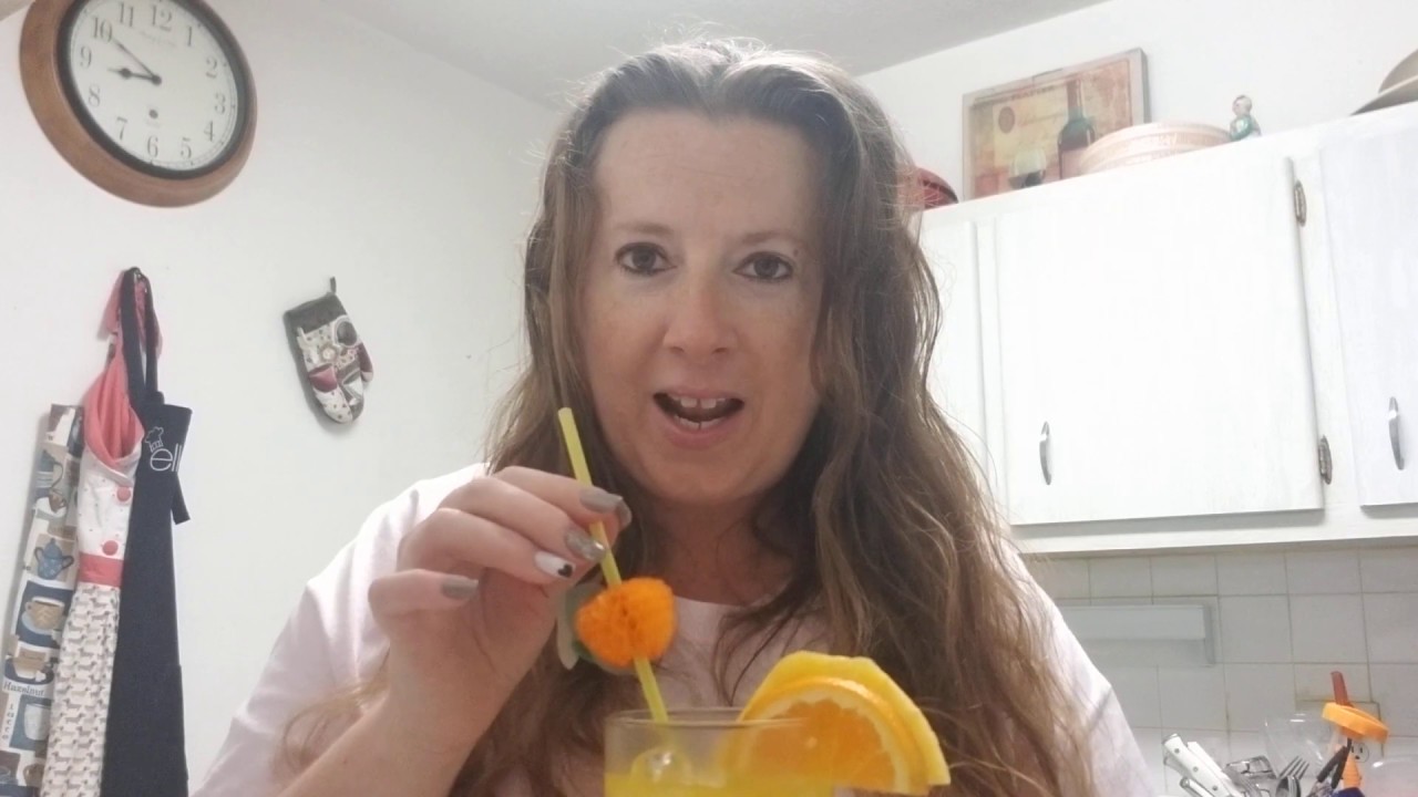 Boozin with a Cocktail - YouTube