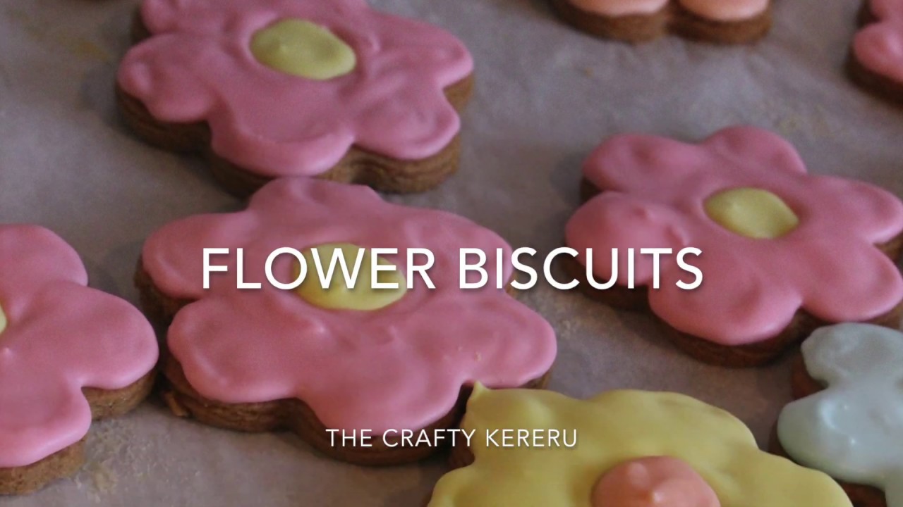ADORABLE Flower Biscuits - YouTube