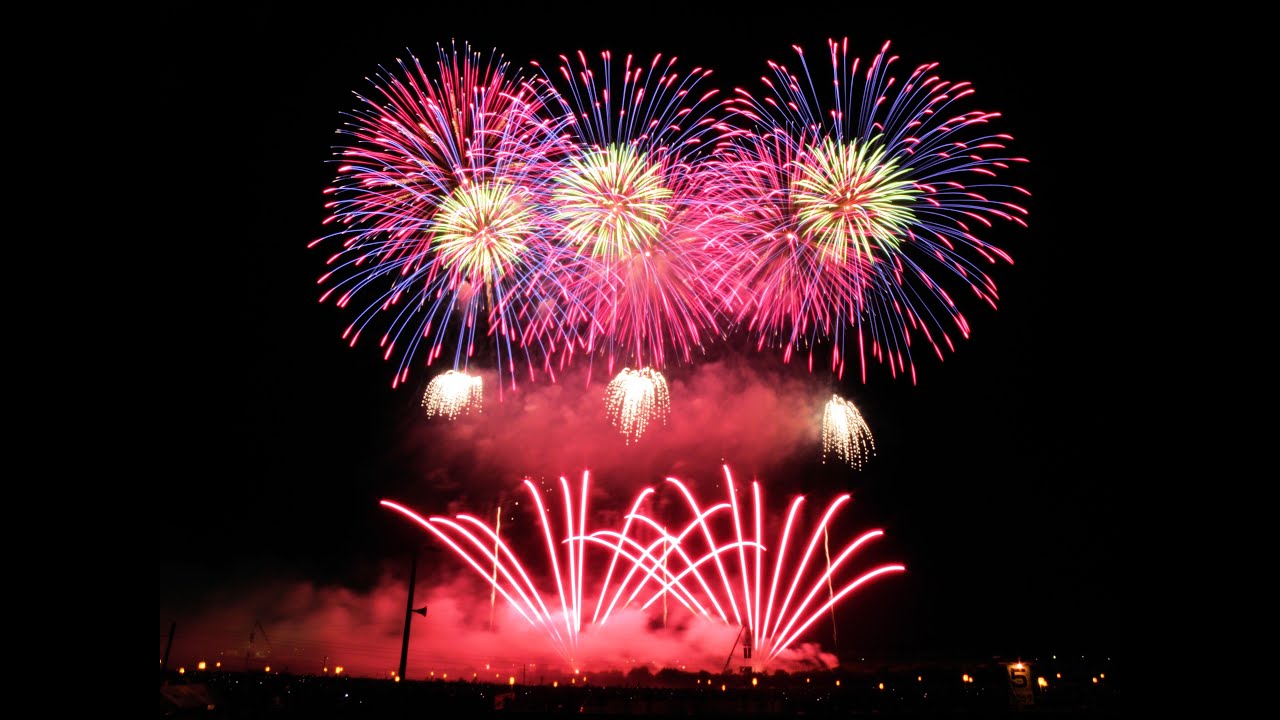 大曲の花火2016【ｽﾍﾟｼｬﾙｽﾀｰﾏｲﾝ】OMAGARI FIREWORKS “Special Starmine” - YouTube