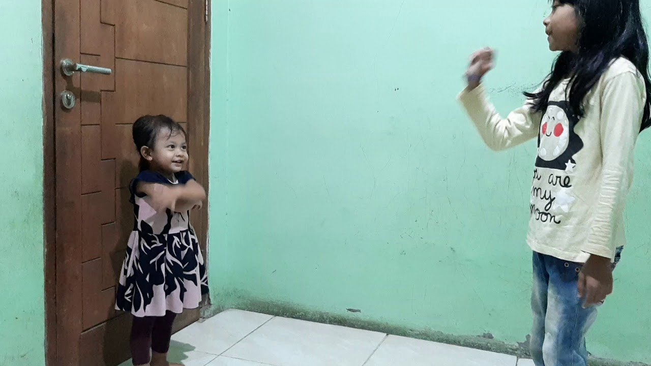 Adek Biru Sama Kakak Jingga Akur Terus Ya Youtube