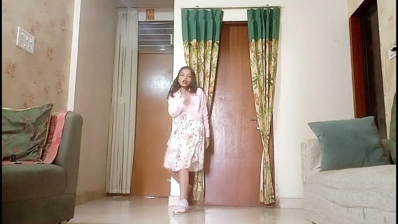 sara india|| Dance cover by khyati - YouTube