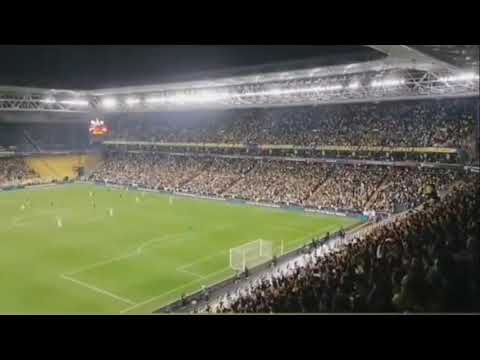 Fenerbahçe 2-0 AEK Larnaca maçında tribünlerden anlamlı mesaj: \