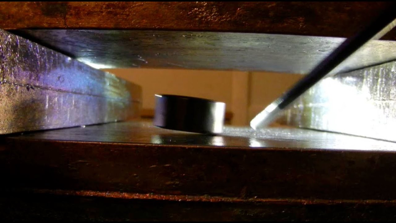 VIDEO 85 WORLDS LARGEST DIAMAGNETIC LEVITATION DEVICE PART 1 - YouTube