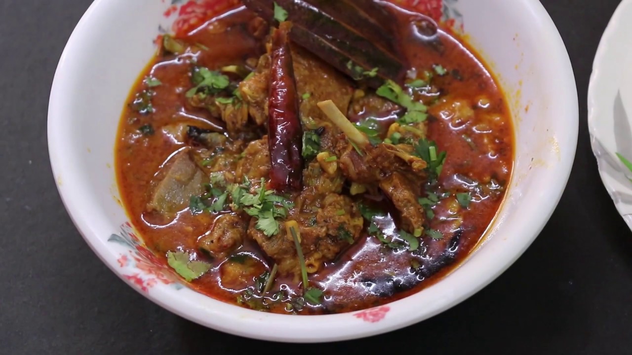 SIMPLE MUTTON CURRY RECIPE || KadiPatta - YouTube