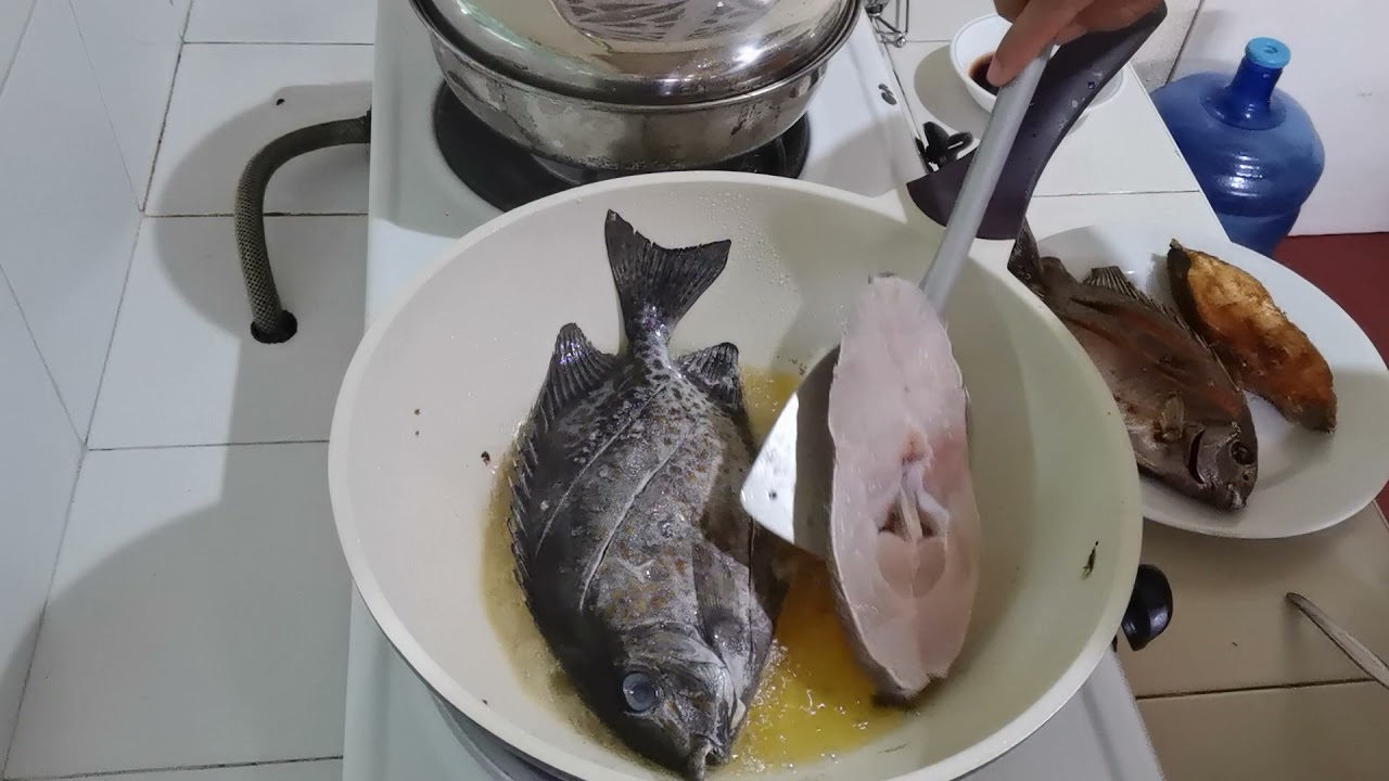 pritong isda at paksiw na isda ||Ninings Kusina - YouTube