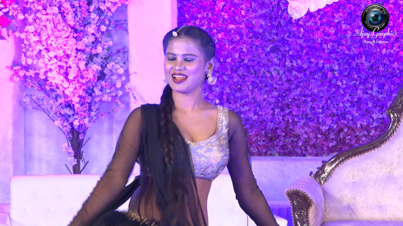 Sakhi Salai Rinch Se Kholela Khesari Lal Yadav, Akshara Singh - YouTube