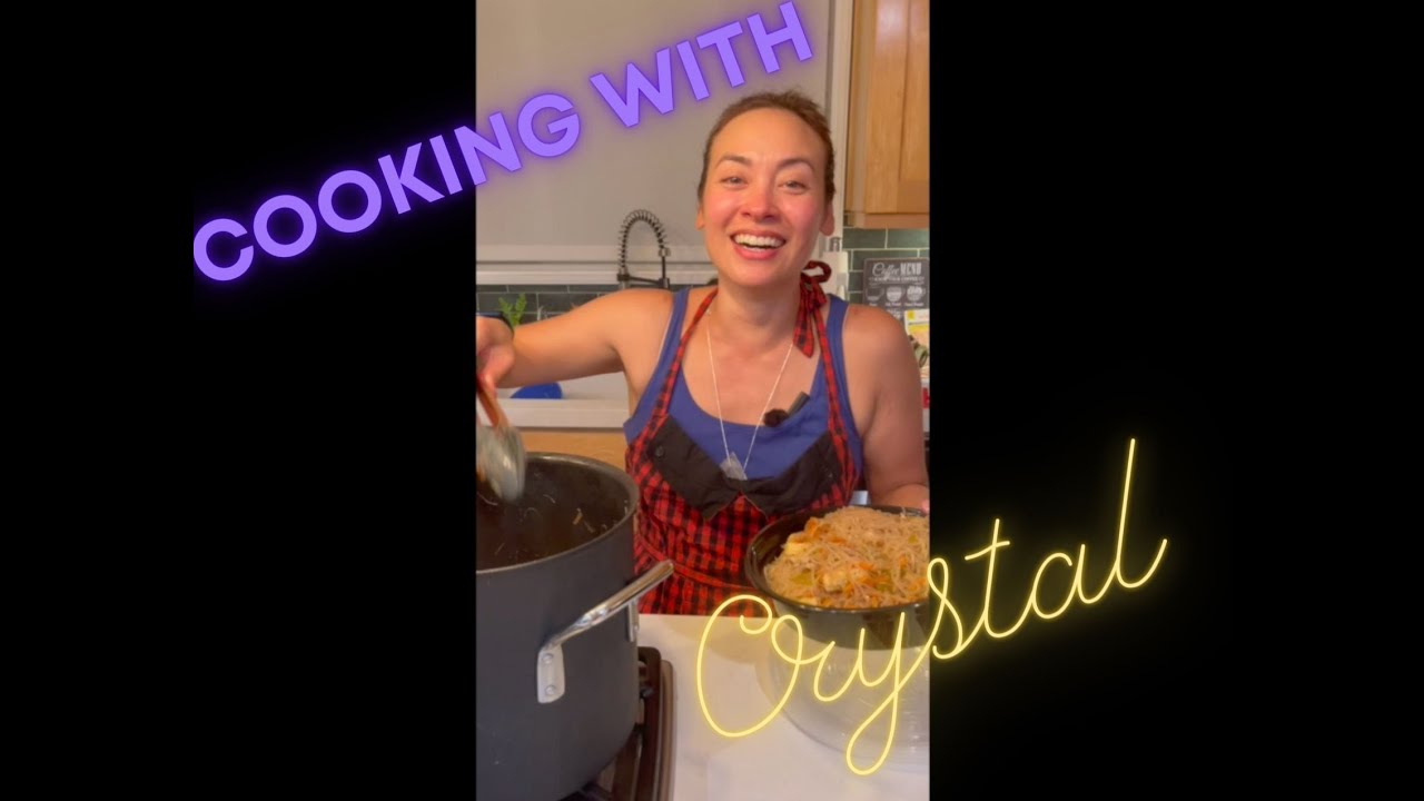 Cooking With Crystal: Quick Pancit - YouTube