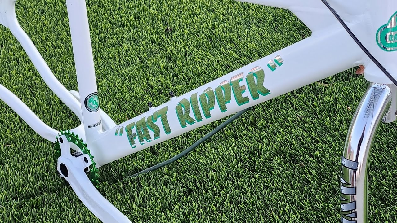 SE BIKES FAST RIPPER BUILD PART 2 THE POLISHED LEPRECHAUN - YouTube