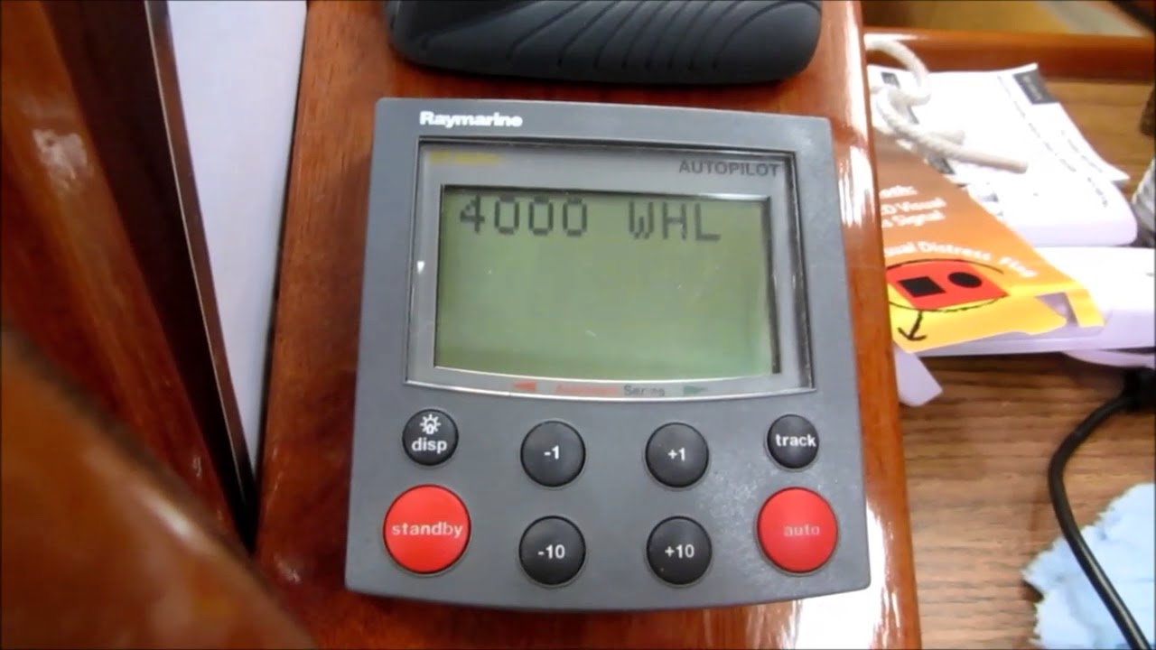 Raymarine ST4000+ power on - YouTube