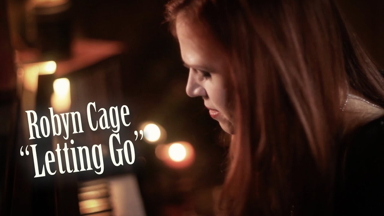 Robyn Cage "Letting Go" LIVE 4 Secret Circus Studio - YouTube