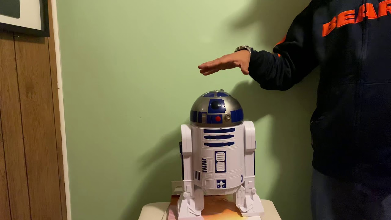 AMC theater R2-D2 popcorn and soda bucket ! - YouTube