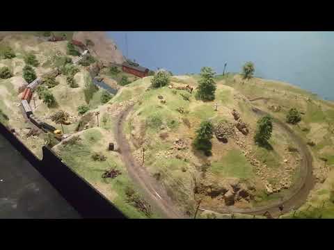 Tehachapi loop N scale hollow core door layout - YouTube