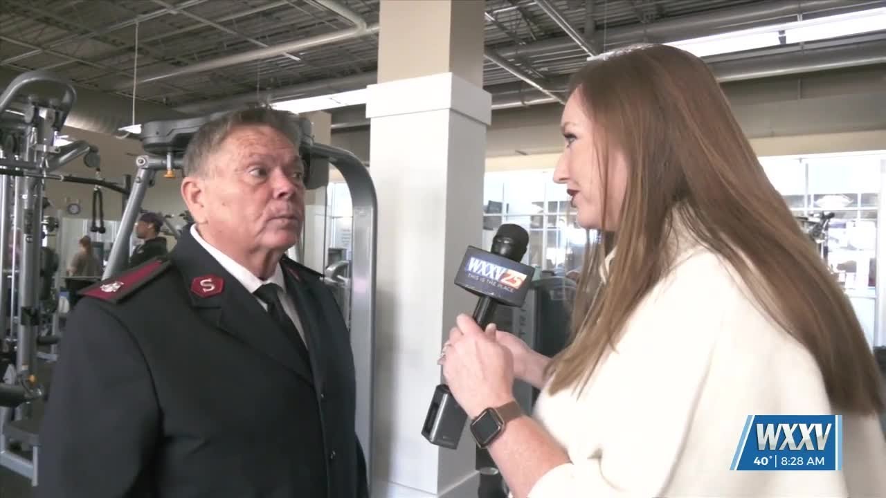 Meggan Monday: New Year’s Resolutions - YouTube