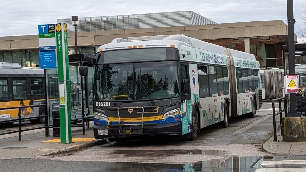 Translink CMBC 16201 on the R5 to SFU - YouTube
