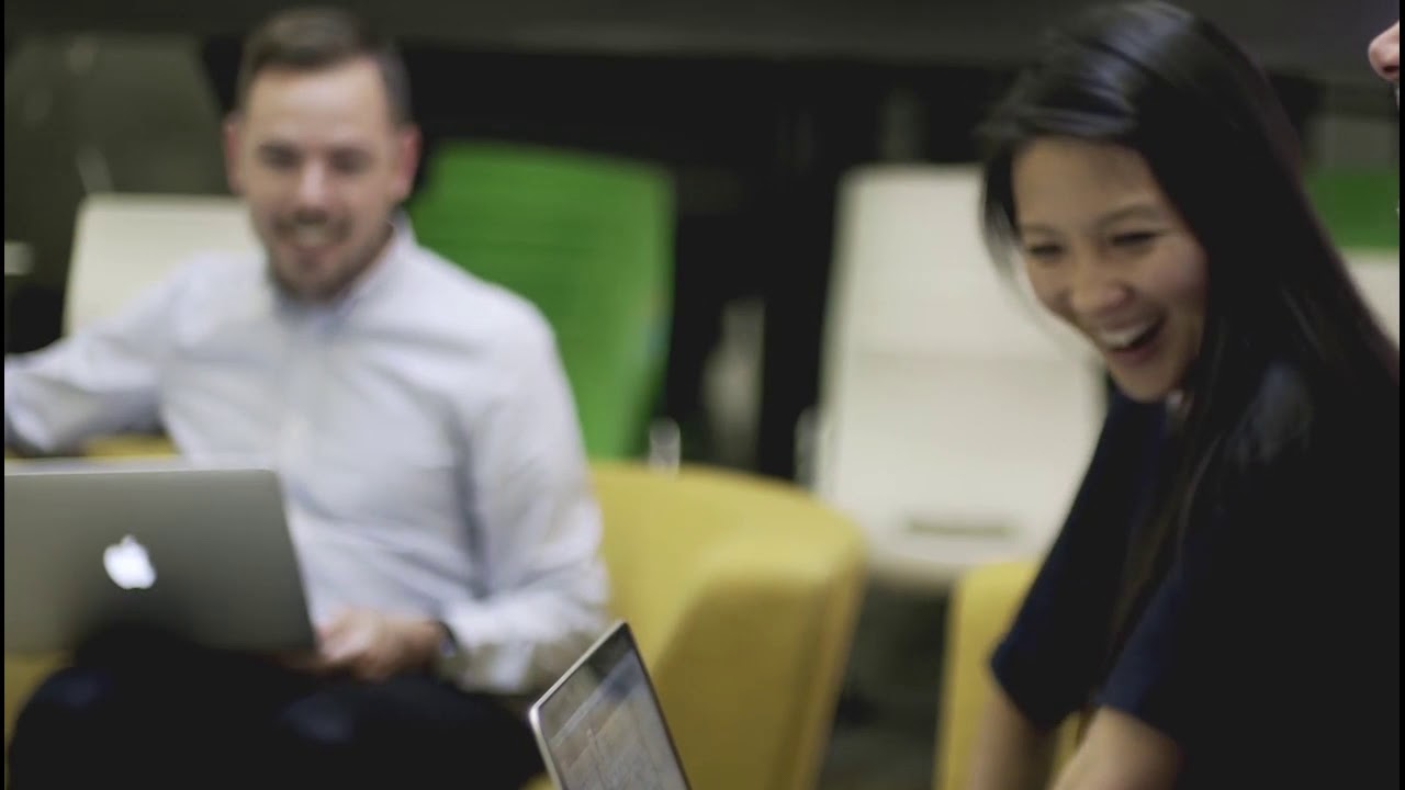 Christian St-Pierre - Consultant marketing numérique - Québec - YouTube