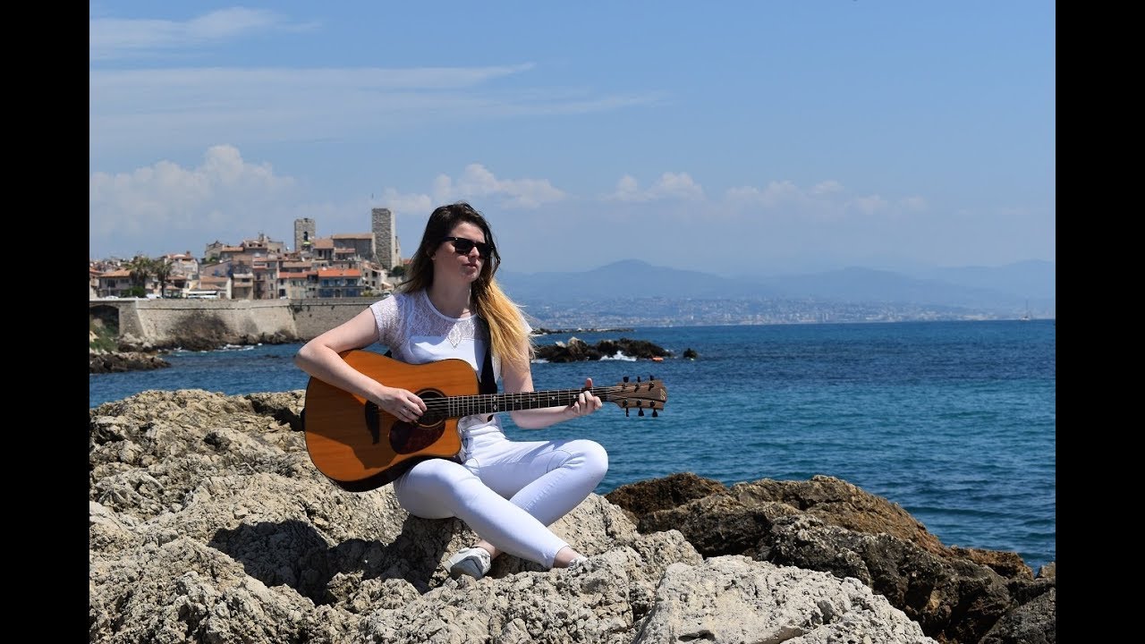 LA VIE EST BELLE - INDOCHINE ( Cover by Alonie) - YouTube