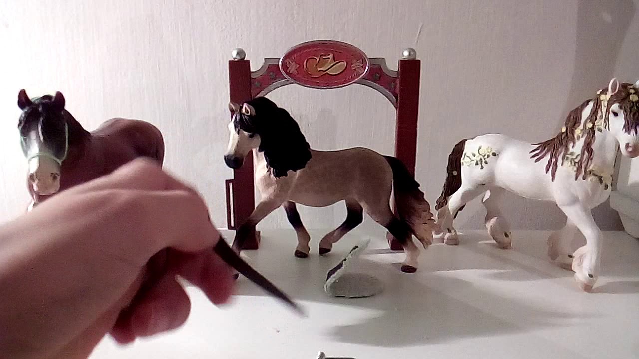 JAK VYROBIT SEDLO PRO KONĚ 🏇 - YouTube