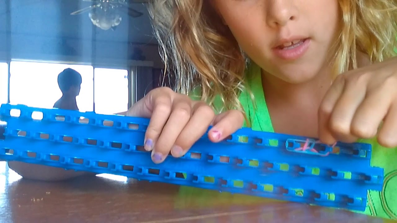 How to make a french braid loom bracelet - YouTube