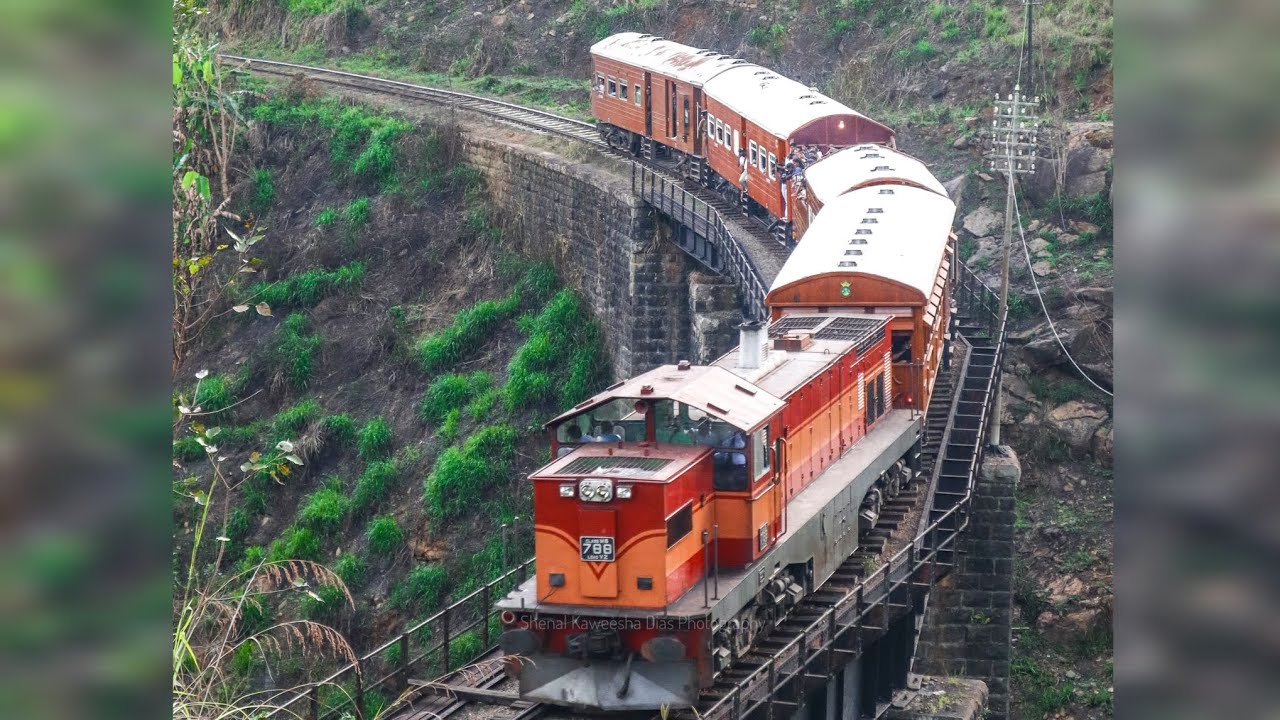 Calipso | New tourisum train maiden run | at Badulla Railway Station ...