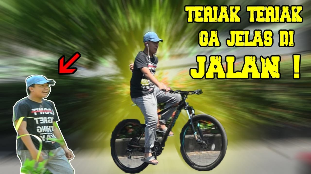 teriak teriak di tempat umum PRANK!!! - YouTube
