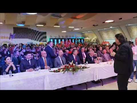 Ahmet Şafak - Vay Delikanlı Gönlüm (Köln Konseri)