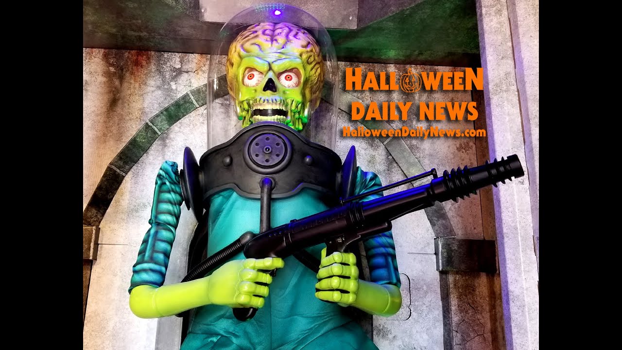 Spirit Halloween MARS ATTACKS Martian Warrior Animatronic In-Store Demo ...