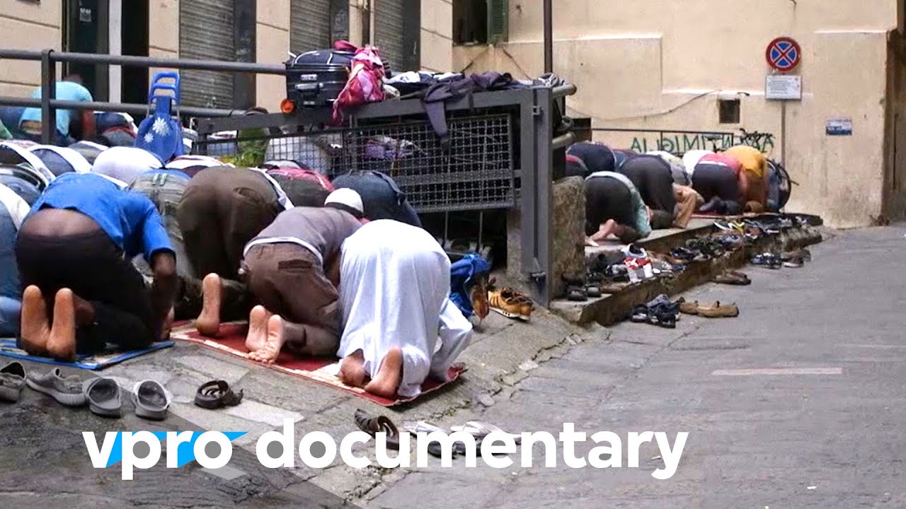Muslim refugees in Italy | VPRO Documentary - YouTube