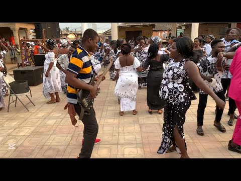 Coastal band Live in Moree. Massive groove you want to watch. Adadamu ...