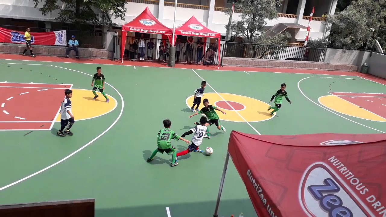 BM 400 C vs SD RAGUNAN ( 1 - 9 ) BM FAIR 2017 - YouTube