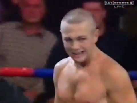 Johnny Armour vs Francis Ampofo 1 - YouTube