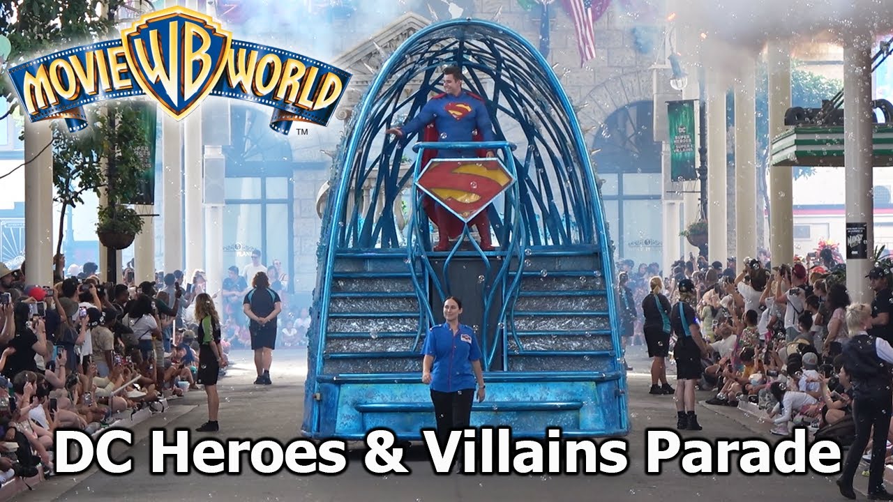 Movie World DC Heroes & Villains Parade | Gold Coast Theme Park - YouTube