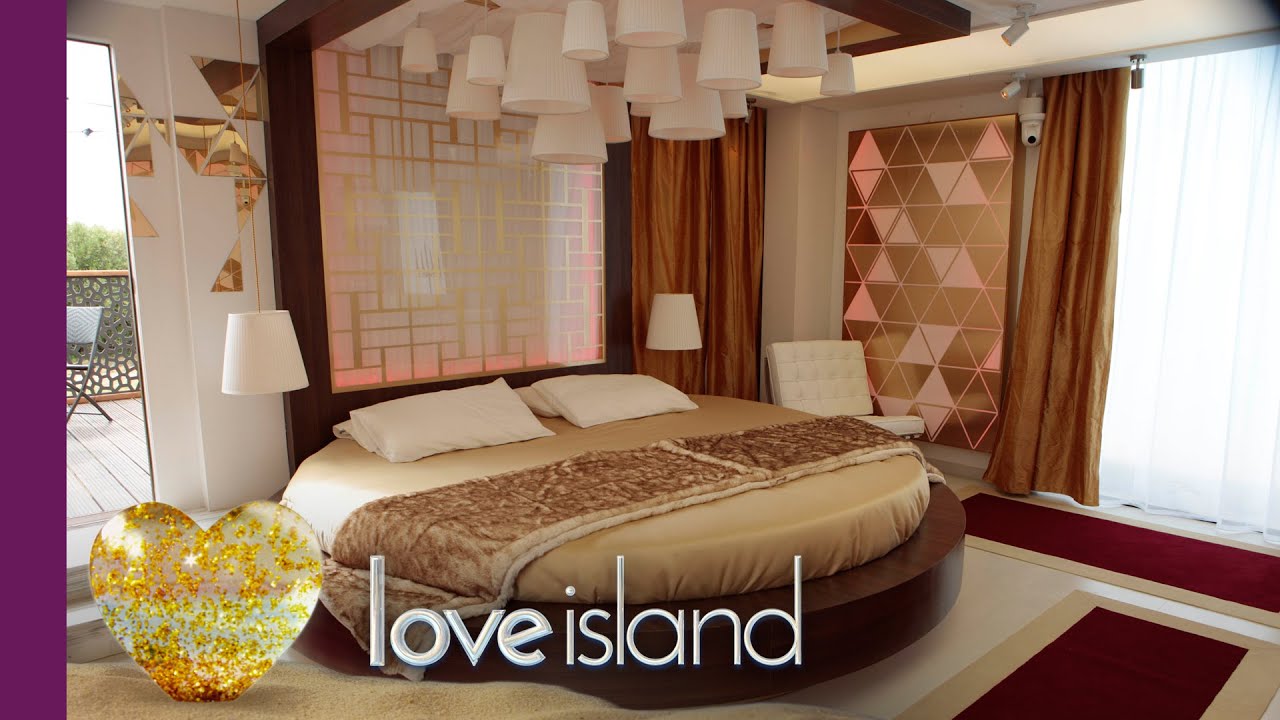 360 Video: Explore The Hideaway - Love Island 2016 - YouTube