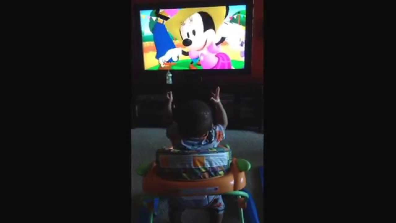 James watching Mickey Mouse Clubhouse the farm fun fair dance:) - YouTube