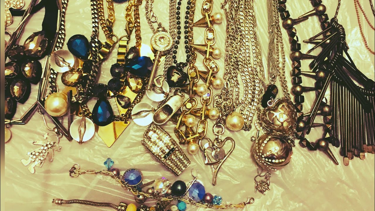 Wow! May real na engagement ring sa tinapon na mga burloloy.. - YouTube