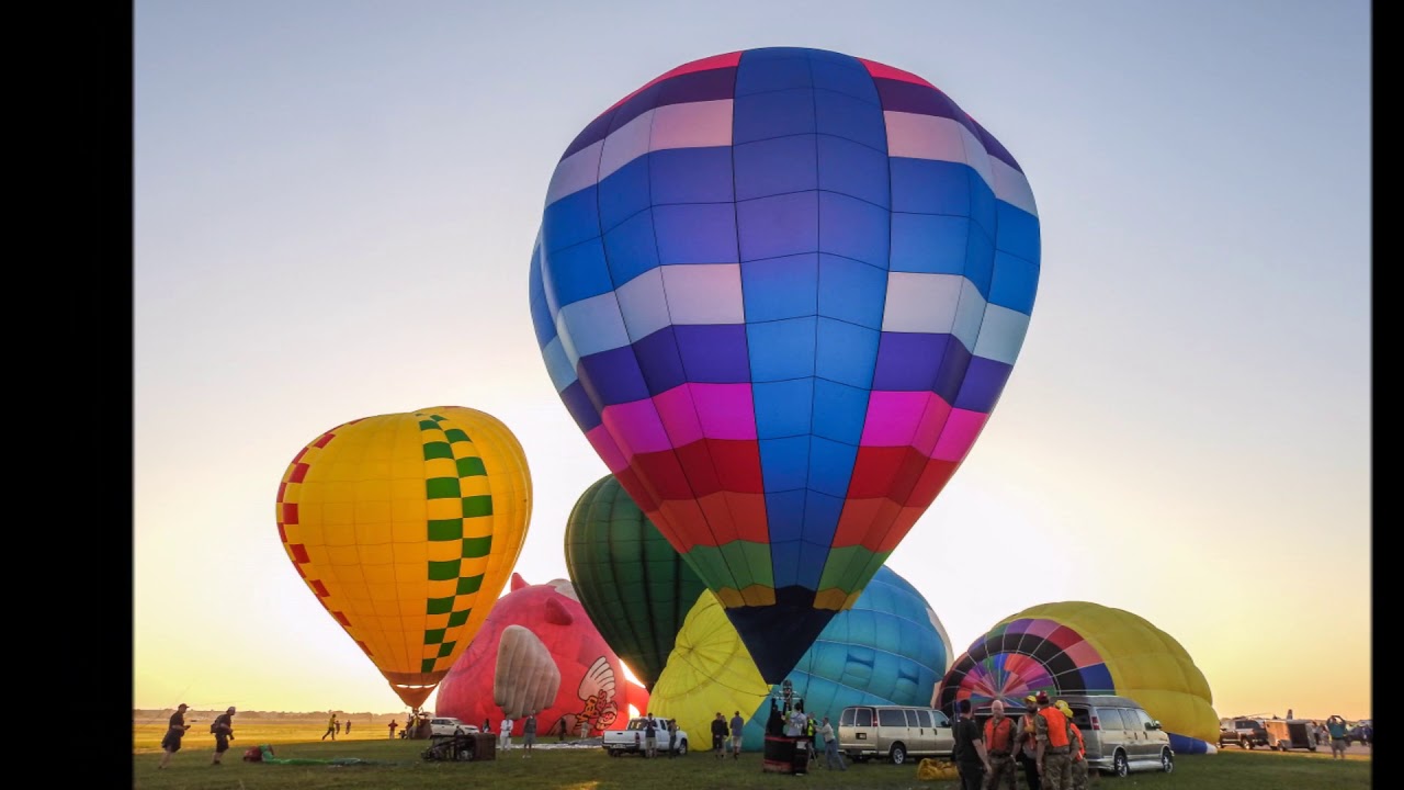 Balloons at SUN 'n FUN 2018 - YouTube