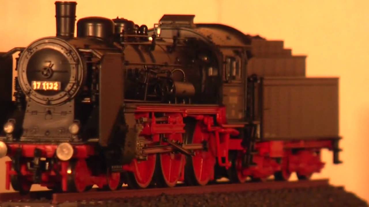 Baureihe 17 Roco ( BR 17 1132 DRG ) 1/5 - YouTube