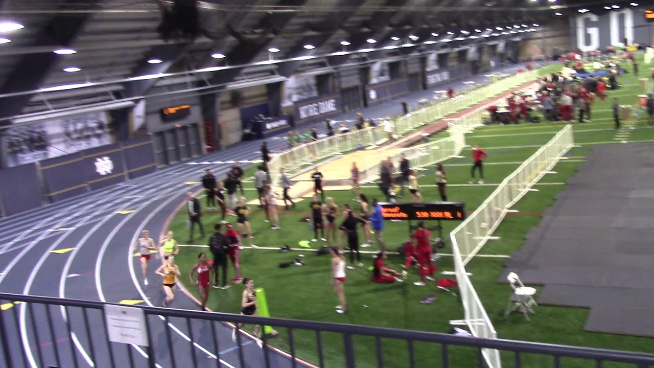 Meyo Invite Iowa Hawkeye womens 600m Tia Saunders - YouTube
