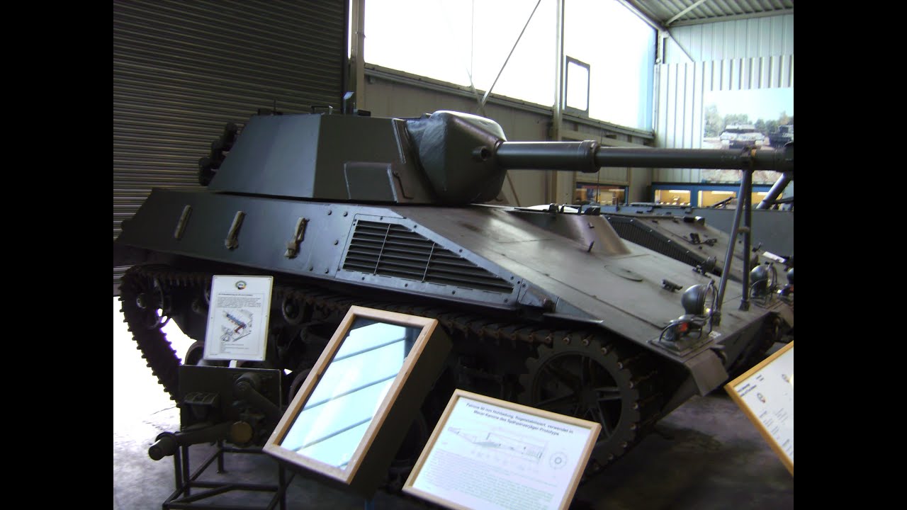 World of Tanks Review: SP1C - YouTube