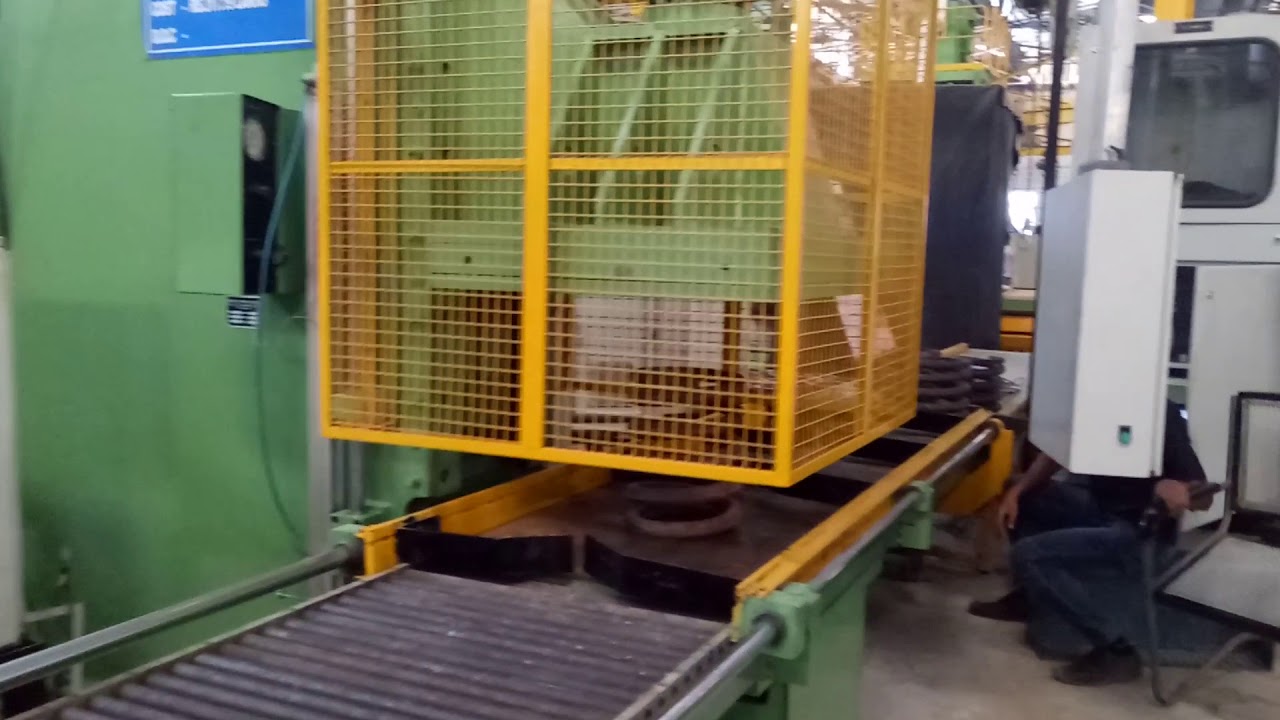 Bemco Spring scragging machine - YouTube