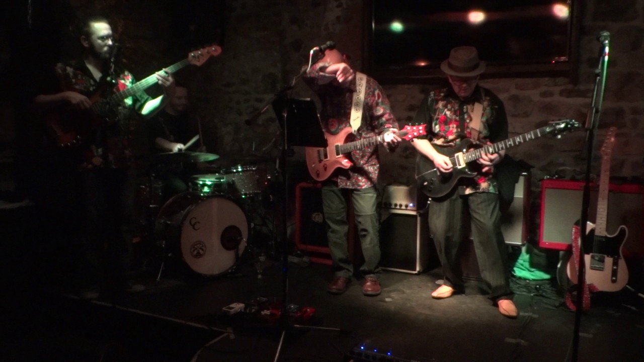 Paddy Goodwin with Roy Fulton - Like A Hurricane - YouTube