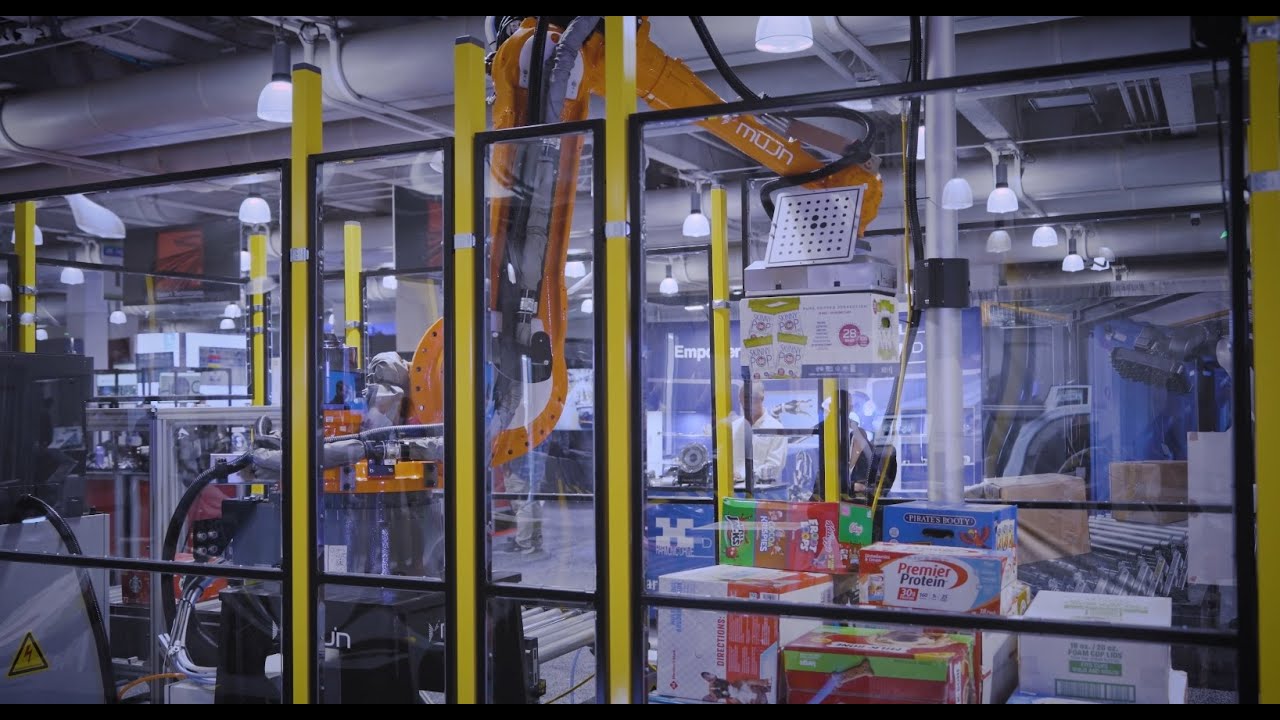 QuickBot Plug-and-Play Robotic Case Handler Clears Mixed-SKU Pallets at ...