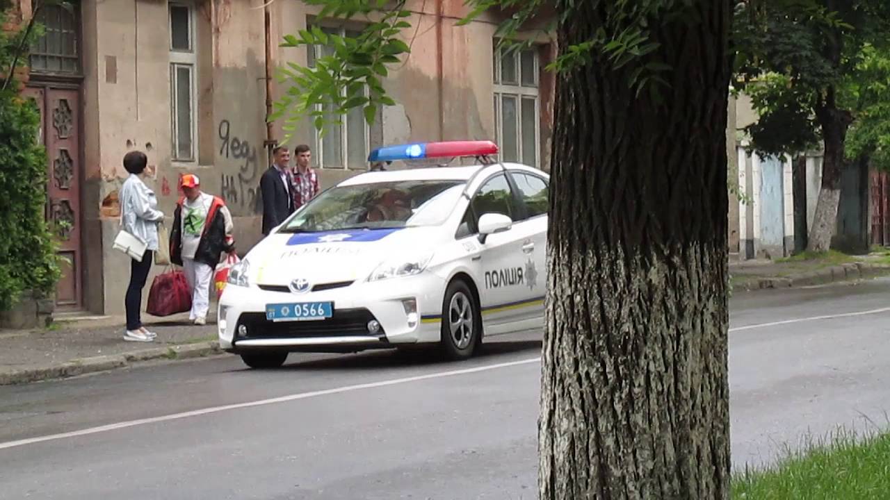 Toyota Prius on patrol - YouTube